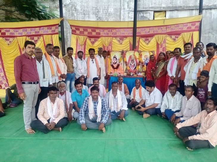 Rajim Pargana Dhivar Samaj celebrated the birth anniversary of Rani ...