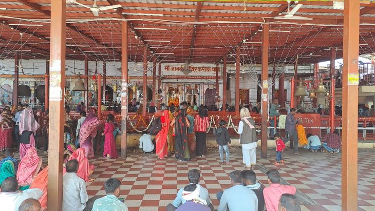 Fair organized on Purnima in Karila Dham, devotees visited Maa Janaki ...