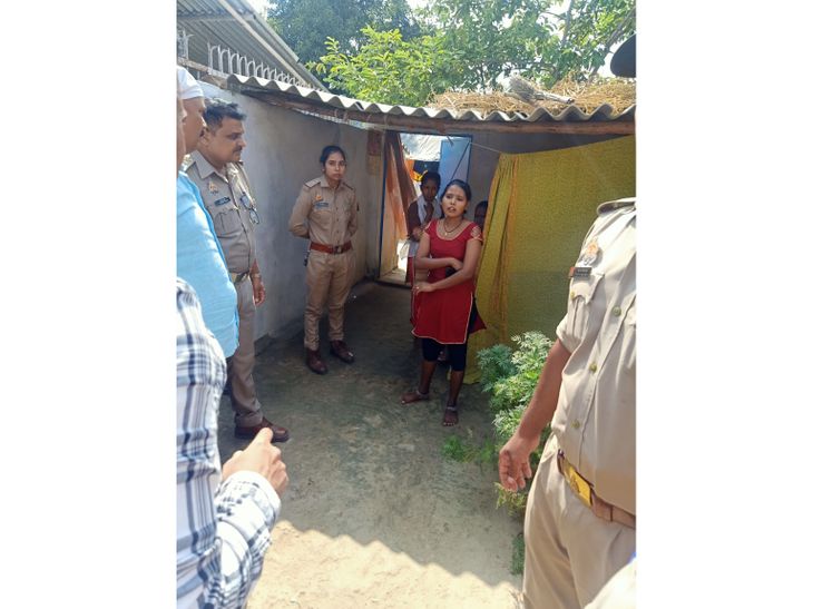 Action taken on house built on government land in BKT | बीकेटी में ...