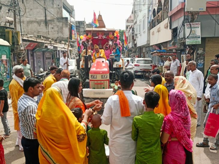 Rath Yatra of Lord Chandra Prabhu started with great pomp | धूमधाम से ...