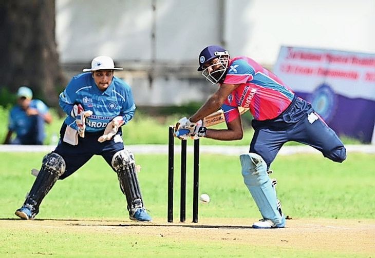 Despite not having one leg, he scored 122 runs in 65 balls in the ...