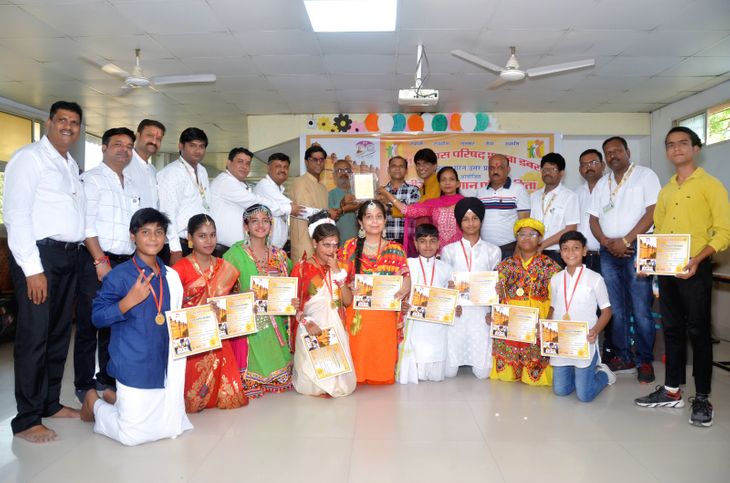 National group singing competition organized | राष्ट्रीय समूह गान की ...