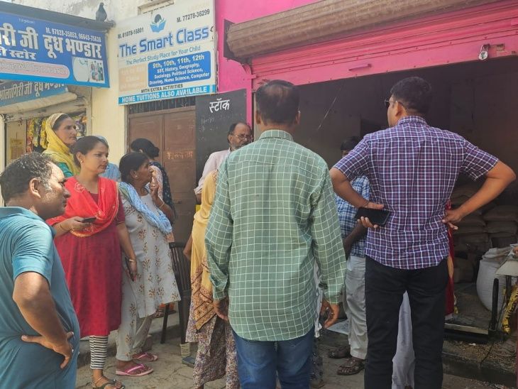 Licenses of 7 fair price shopkeepers suspended Violation of model code ...