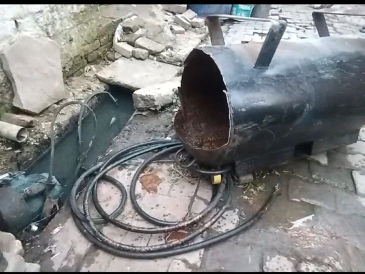 Compressor cylinder burst while filling air