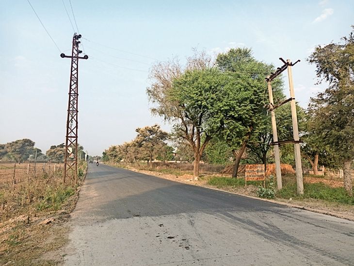 The width of the road was increased from 4 meters to 9 meters, but the ...