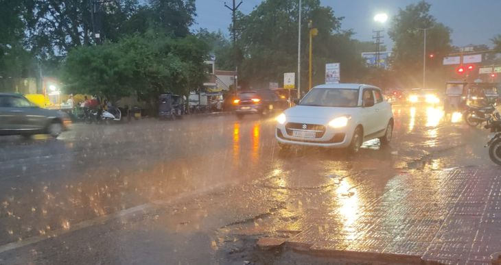 Light rain in Alwar, hailstorm in Khairthal, drop in temperature | अलवर ...