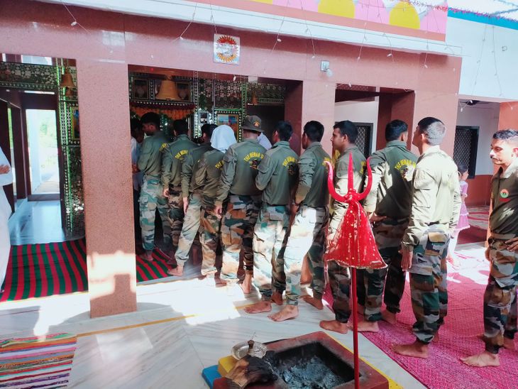 BSF jawan Guman Singh established 16 temples of Tanot Mata, when he ...
