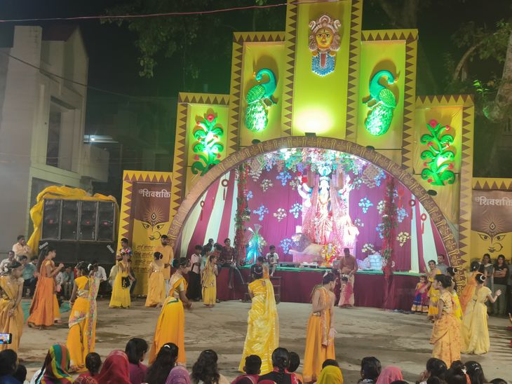 Celebration of Sharadiya Navratri in Sonakutch | सोनकच्छ में शारदीय ...