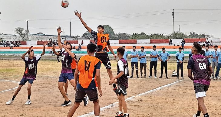 In Netball boys, 20 teams and 19 districts in girls reached, both the ...