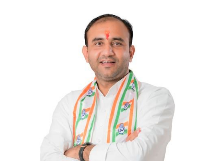 Congress gave ticket to Ratan Dewasi in Raniwada | रानीवाड़ा में ...