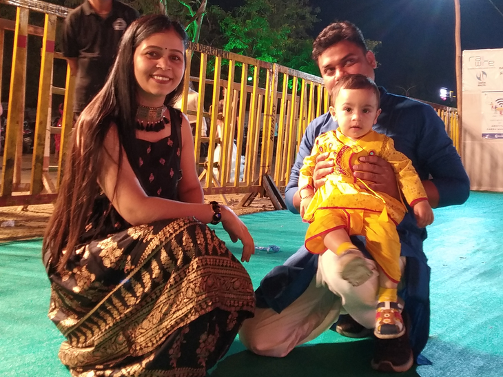 Expression in Bhopal with the colors of Garba with the family | भोपाल ...