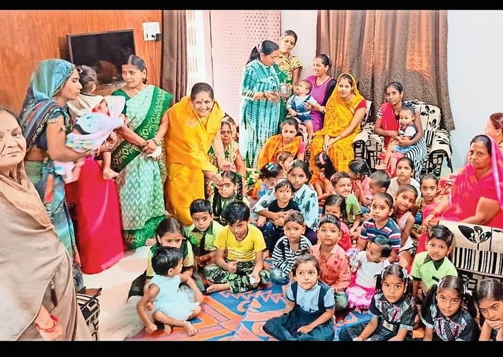 Navkiran social organization worshiped girls on the fifth day of ...
