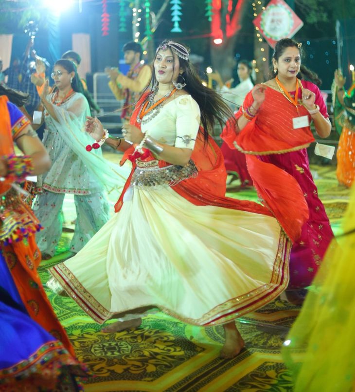 Malwa and Bundelkhandi glimpse in the same pandal, worship of Mata Rani ...