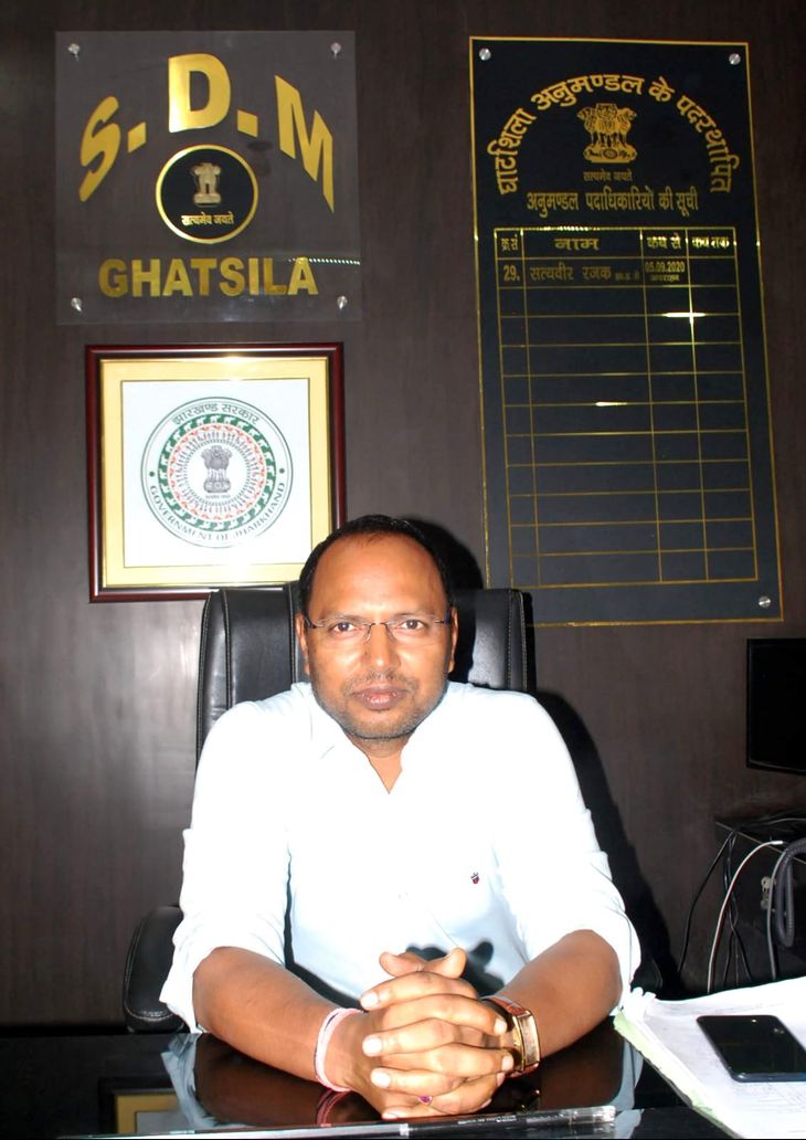 Ghatshila's Durga Utsav is special, every face lights up on hearing the ...