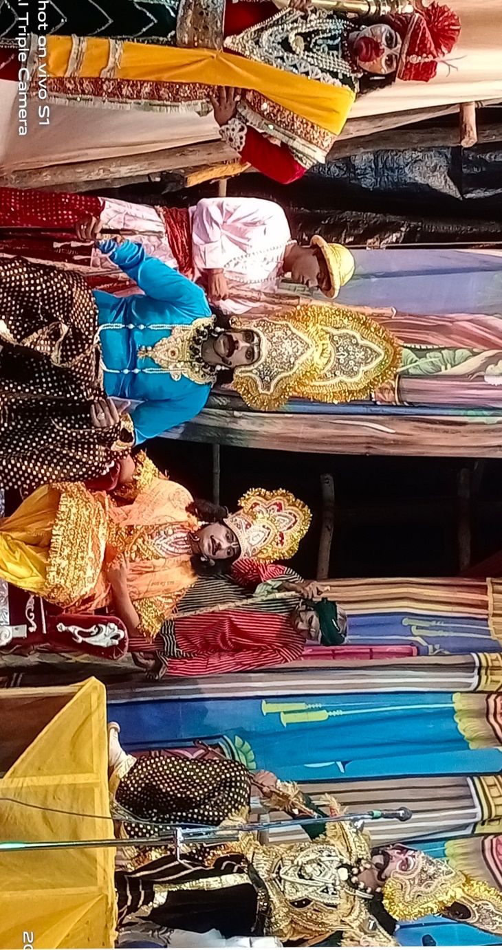 Angad and Ravana dialogue drama staged and acting kept the audience ...