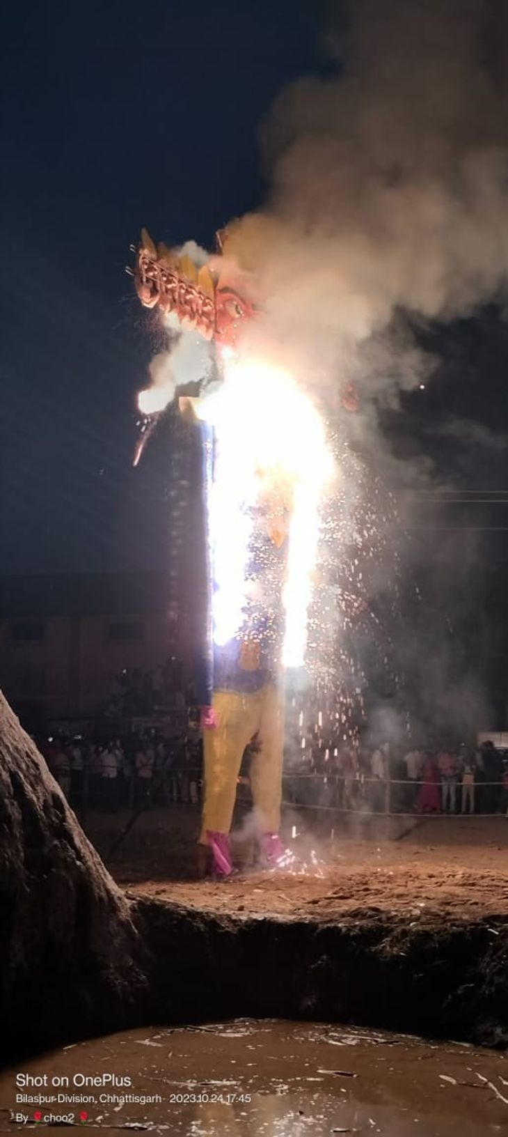 More than 25 thousand people gathered to watch the dissection of the ...