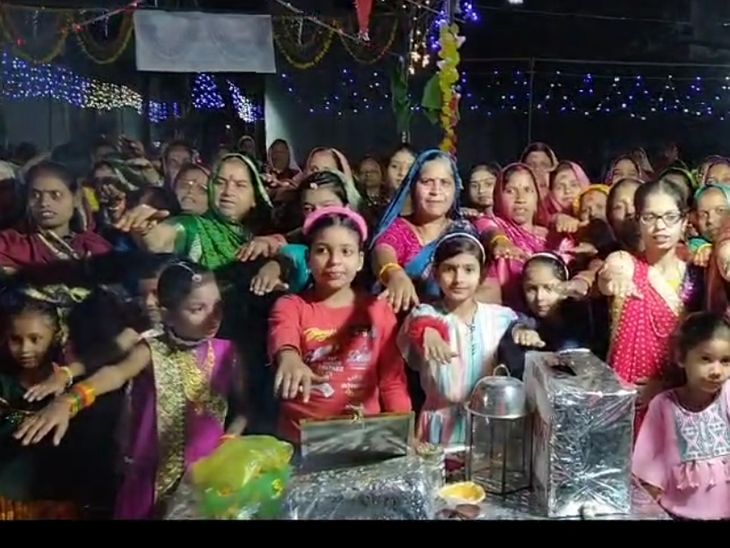Awareness for voting in Durga Mahotsav | दुर्गा महोत्सव में मतदान के ...