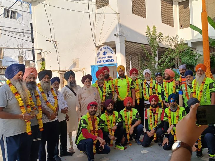 'Faiz-e-Noor' cycle journey reaches Bhopal | भोपाल पहुंची 'फैज ए नूर ...