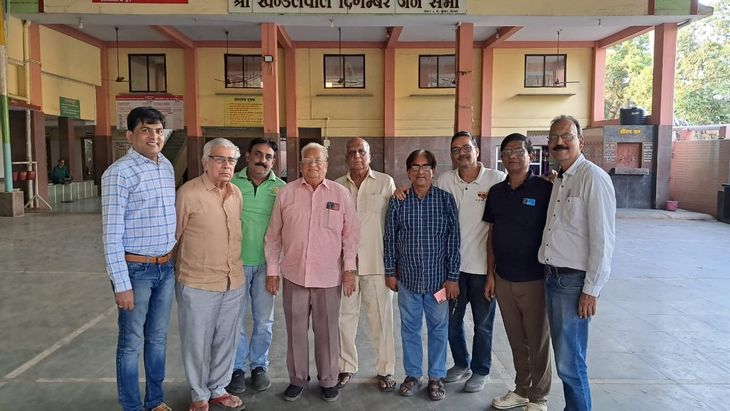 The new team of Khandelwal Digambar Jain Sabha was handed over the ...