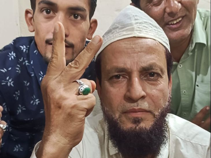 Nafees Khan returned with ticket from Aurangabad | औरंगाबाद से टिकट ...