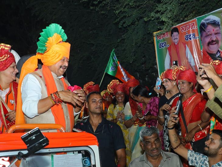 BJP's public relations in full swing in Indore Assembly-1 | इंदौर ...