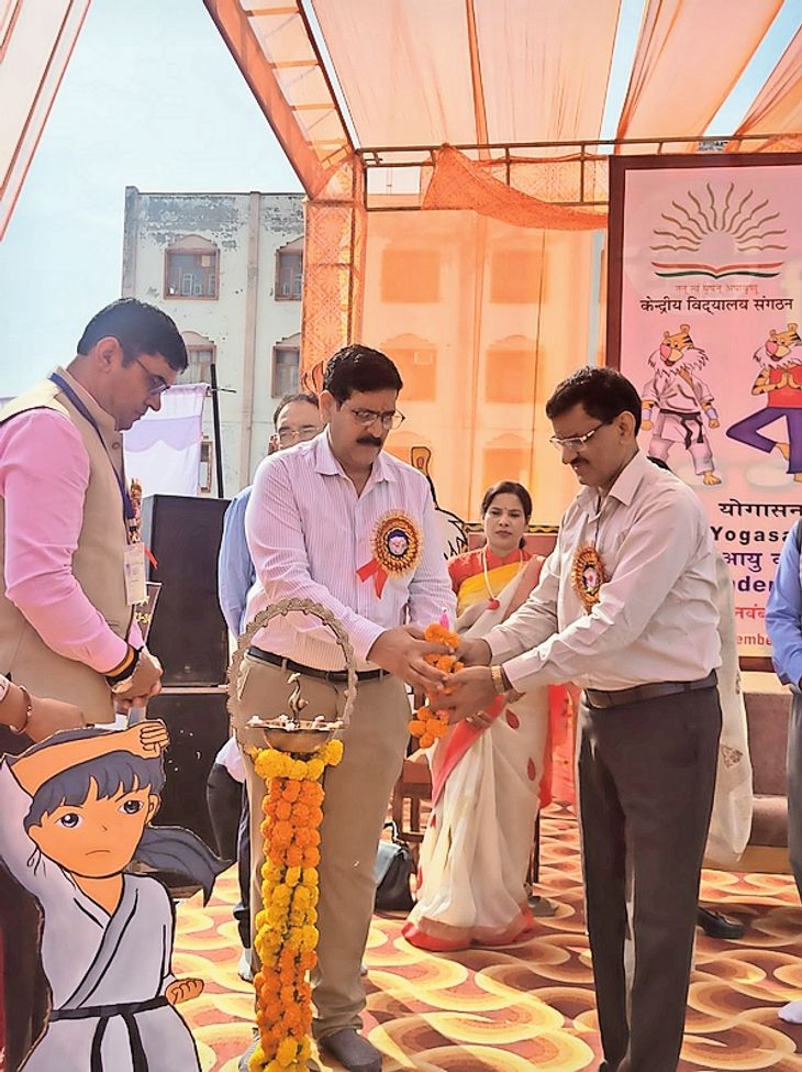 Students gave a spectacular presentation of Telangana folk dance and ...