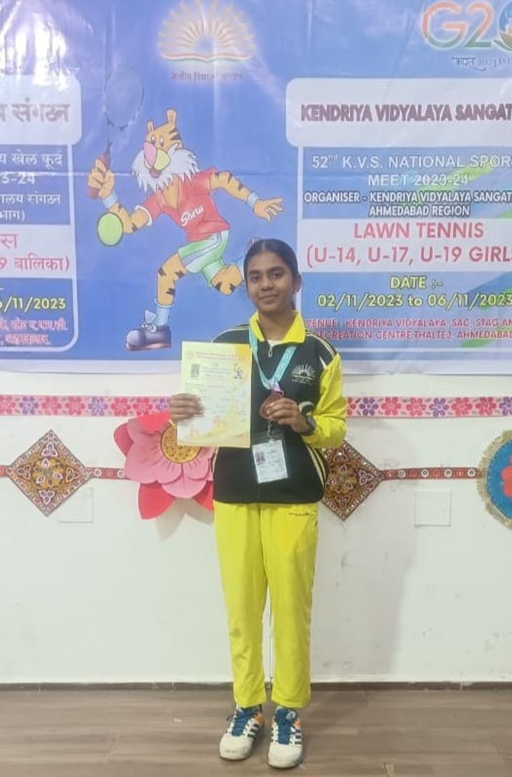 Akshara won bronze medal in national lawn tennis competition | अक्षरा ...
