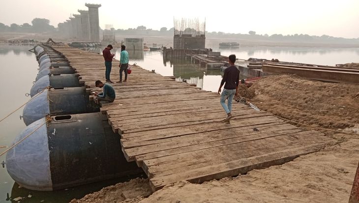 Pontoon bridge on Usaid Ghat of Chambal is ready, 200 km journey will ...