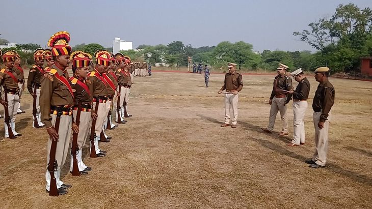 Home Guard Divisional Commandant conducted annual inspection | होमगार्ड ...