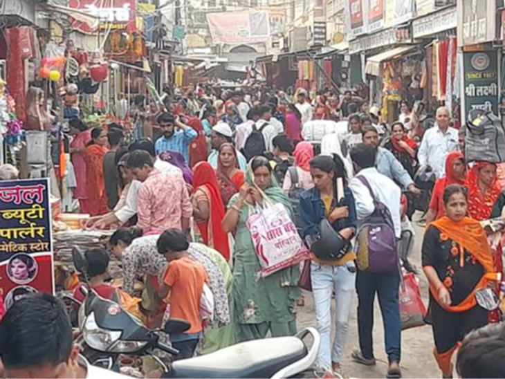 Booster dose election for the city's economy