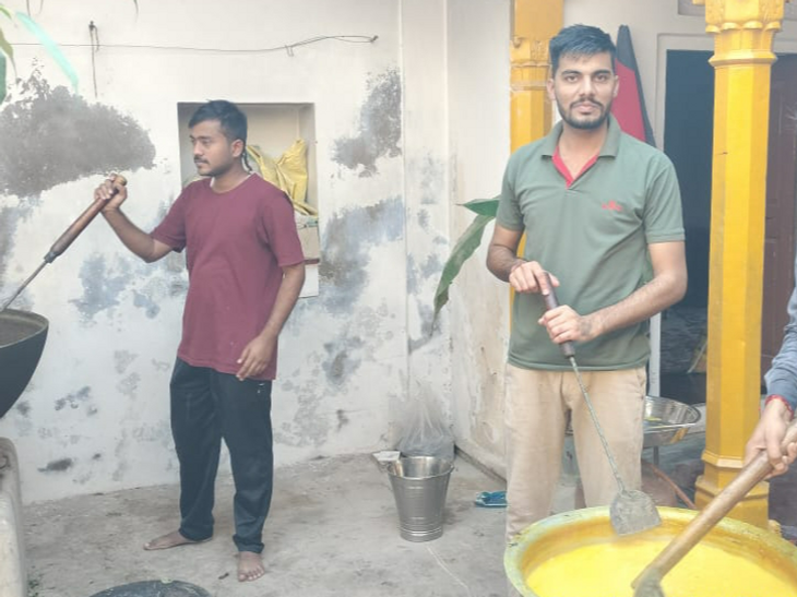 Annakoot celebrated in the temples of Ganeshwar Tirtha Dham | गणेश्वर ...