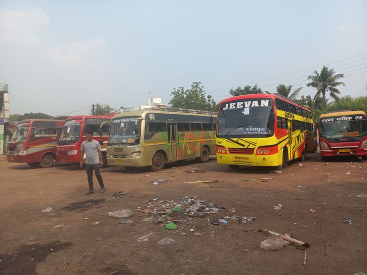 Drivers and conductors did not come, buses remained standing ...