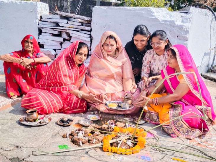 Govardhanji worshiped in Kapasan | कपासन में की गोवर्धनजी की पूजा ...