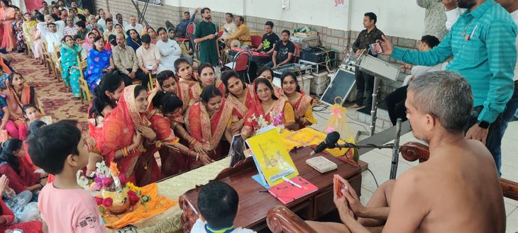 5 qualities of Pichhi: Beautiful, light, disinterested, soft and mild ...