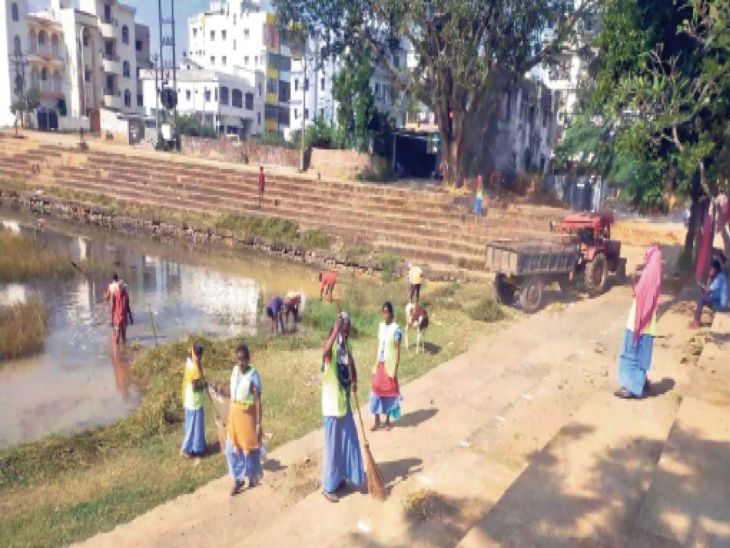 The water of Dhurva Dam and Hatnia Pond is the cleanest, there is no ...