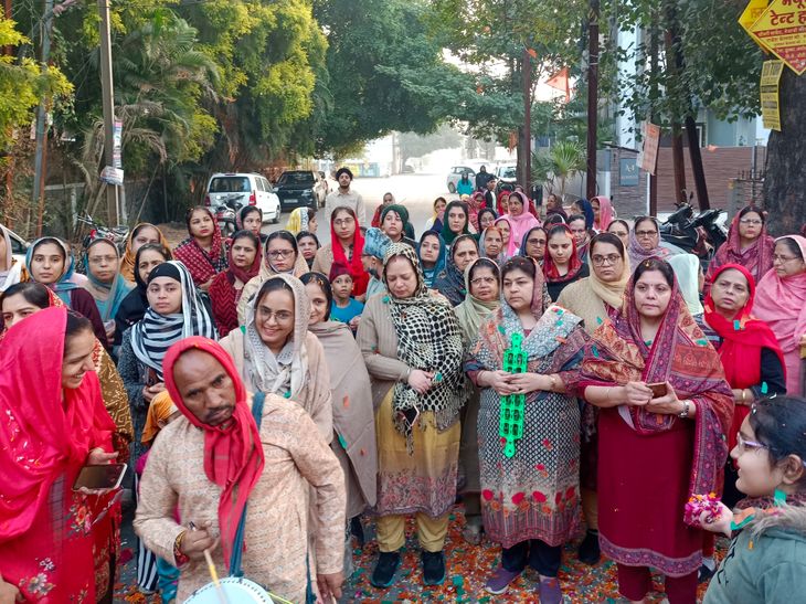 Morning processions started on the occasion of Prakash Parv of ...