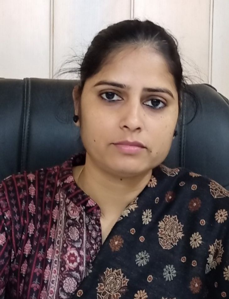 Nisha Tanwar took charge of the post of Nahar BDPO. | निशा तंवर ने ...