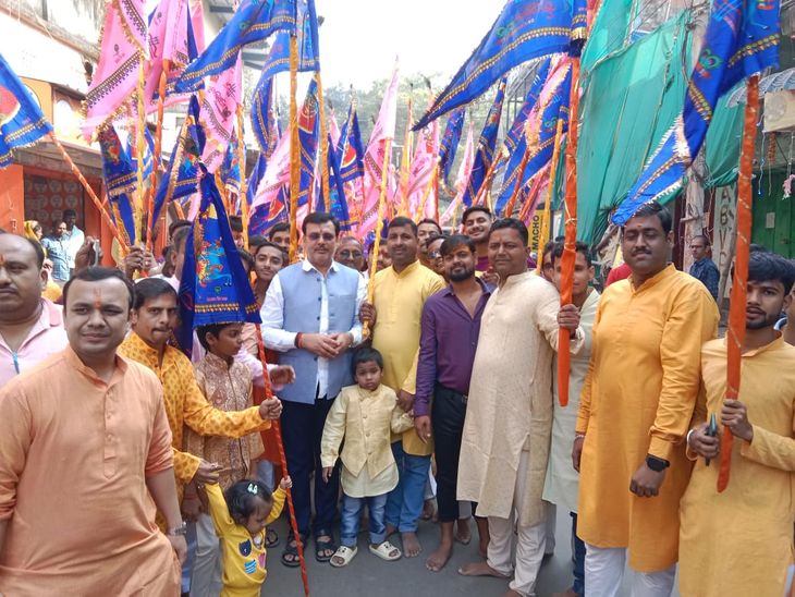 Grand Nishan Yatra taken out on the occasion of Shri Khatu Wale Shyam ...