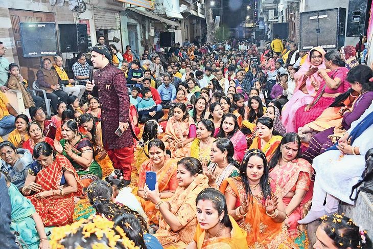 Shyam devotees celebrated the birth anniversary of Shri Shyam Baba on ...