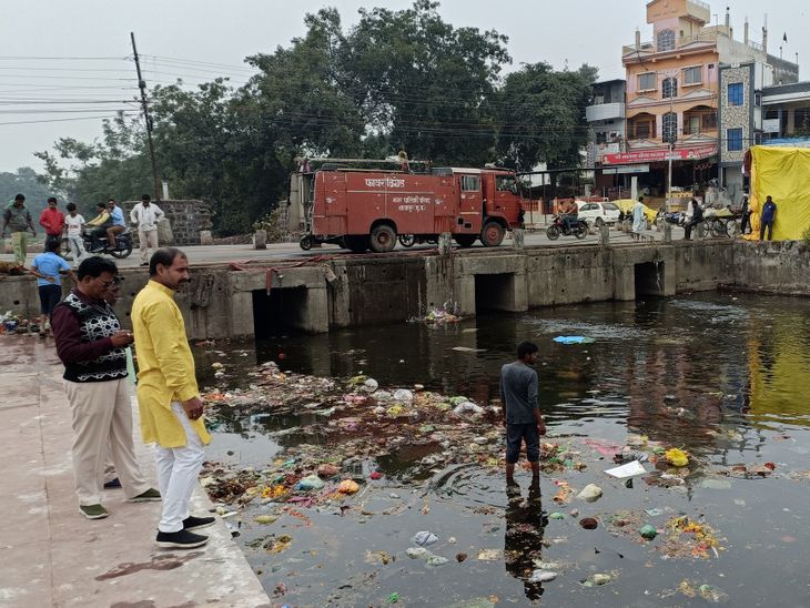 In view of the Deepdan festival on Kartik Purnima, the Municipality is ...