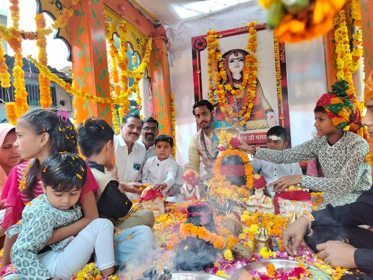 Sen Samaj took out a walking ceremony on Pran-Pratishtha Mahotsav ...