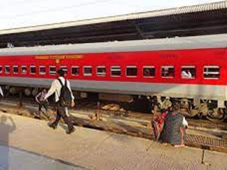 15 train coaches increased