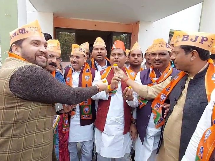 Celebration at BJP office in Etawah