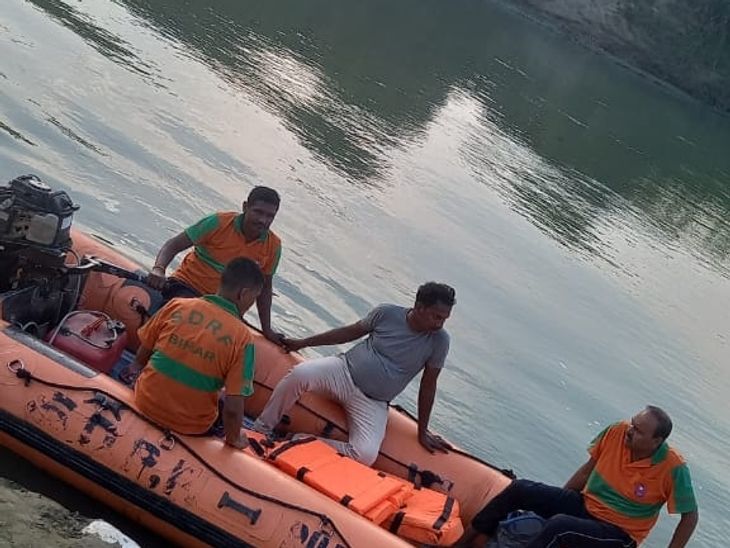 Youth from Nawada missing in Bagmati river in Sitamarhi | सीतामढ़ी में ...