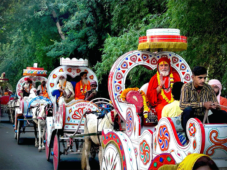 Palki and Kalash Yatra taken out in Karunadham Ashram, Bhopal ...