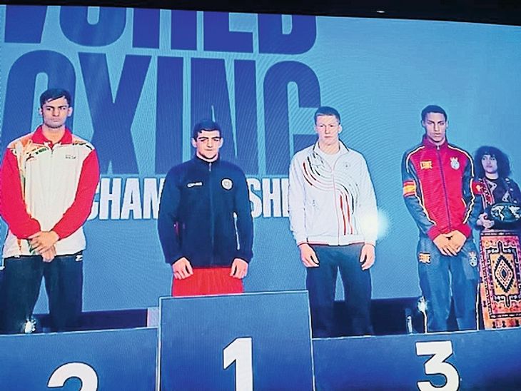Boxer Sahil won silver medal in Junior World Boxing Championship