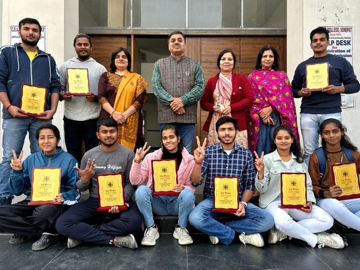 CRA team got first place in single play | सीआरए टीम ने एकल नाटक में ...