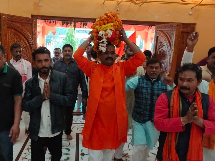 'Akshat Kalash' reached from Ayodhya Ram temple | अयोध्या राम मंदिर से ...