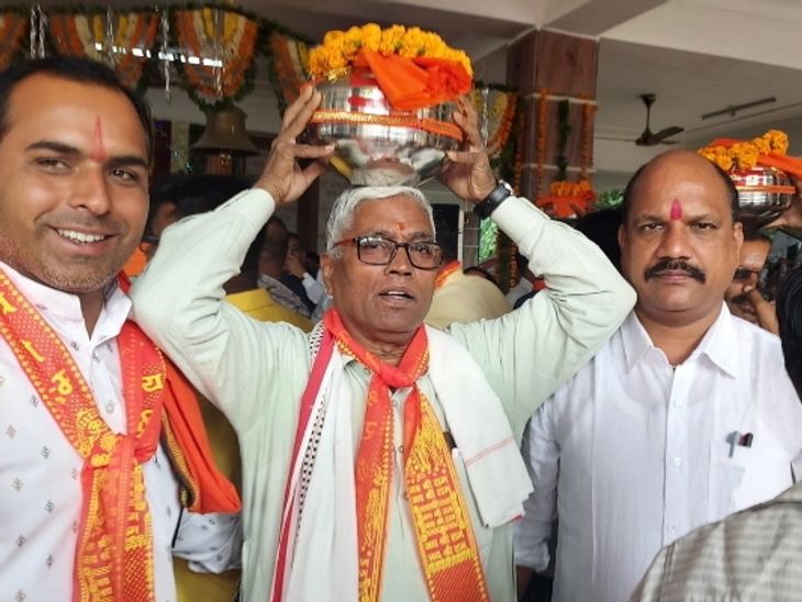 Ashta reached 'Akshat Kalash' from Ayodhya Ram temple