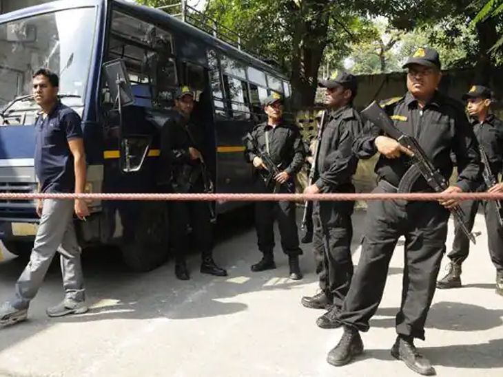 6 suspects belonging to ISKP arrested from Godhra | ISIS से जुड़े 6 संदिग्ध गोधरा से पकड़ाए: NIA ...